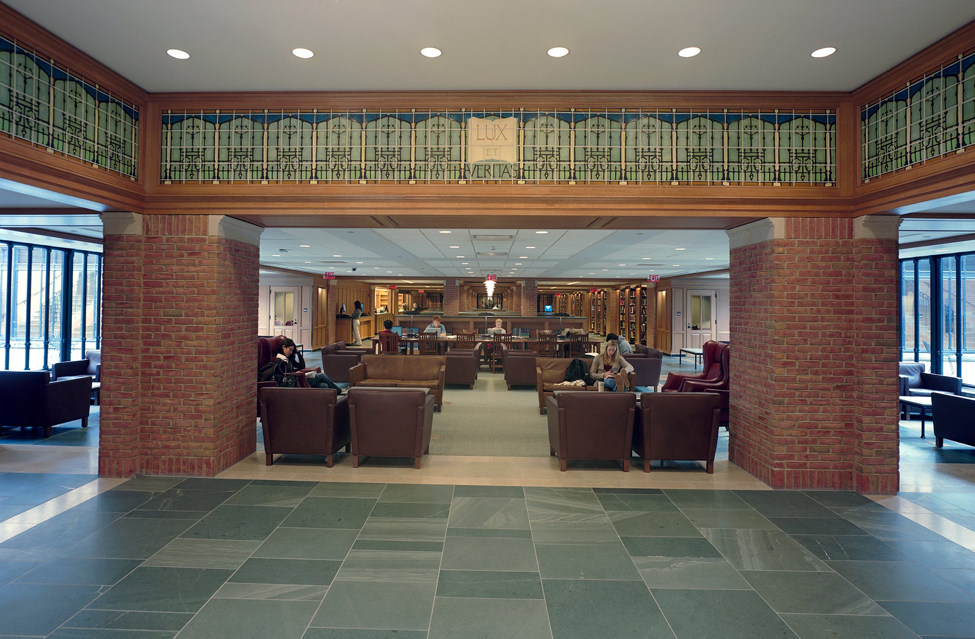 Yale University | Bass Library Mural – Motawi Tileworks